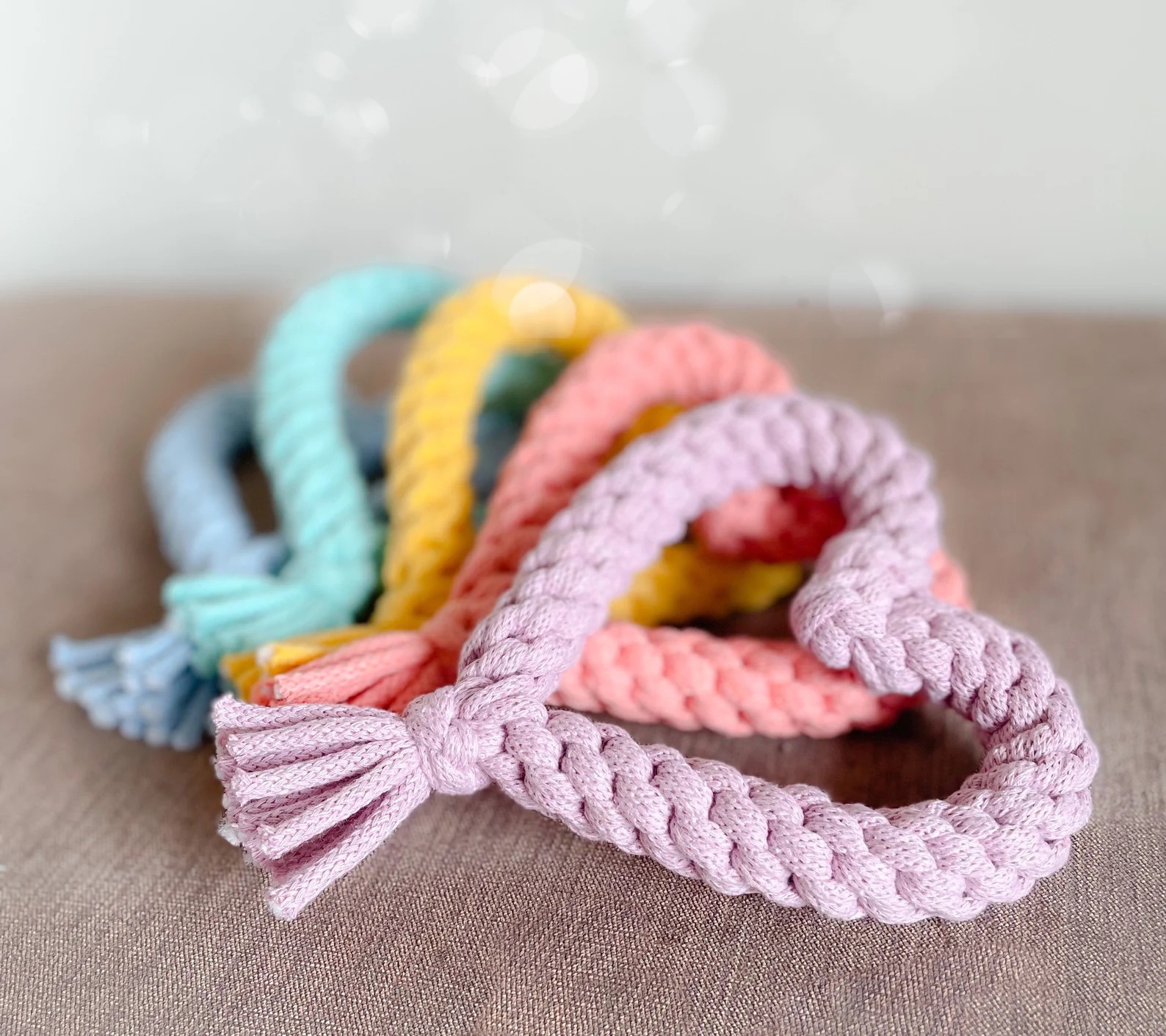 Heart dog tug toy – Wee Green Place