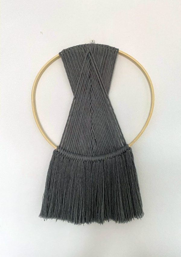 Grey macrame hoop – Wee Green Place