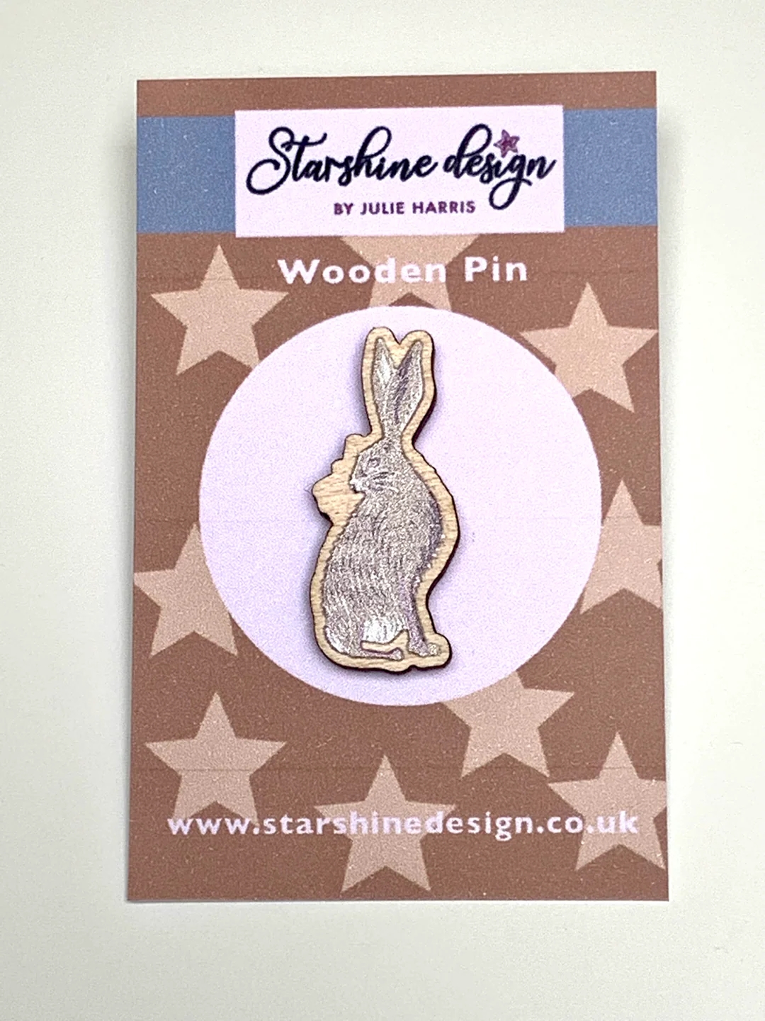 Hare wooden pin badge – Wee Green Place